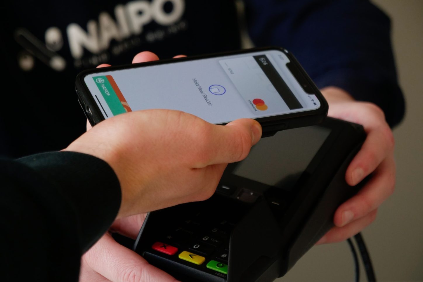 The benefits of contactless payments
